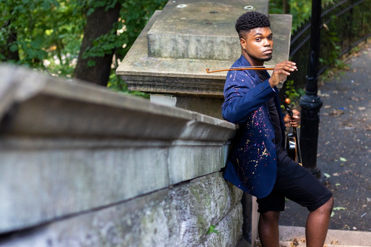 Spend Your Friday Night With Edward Hardy At NYC’s Joe’s Pub For An ...